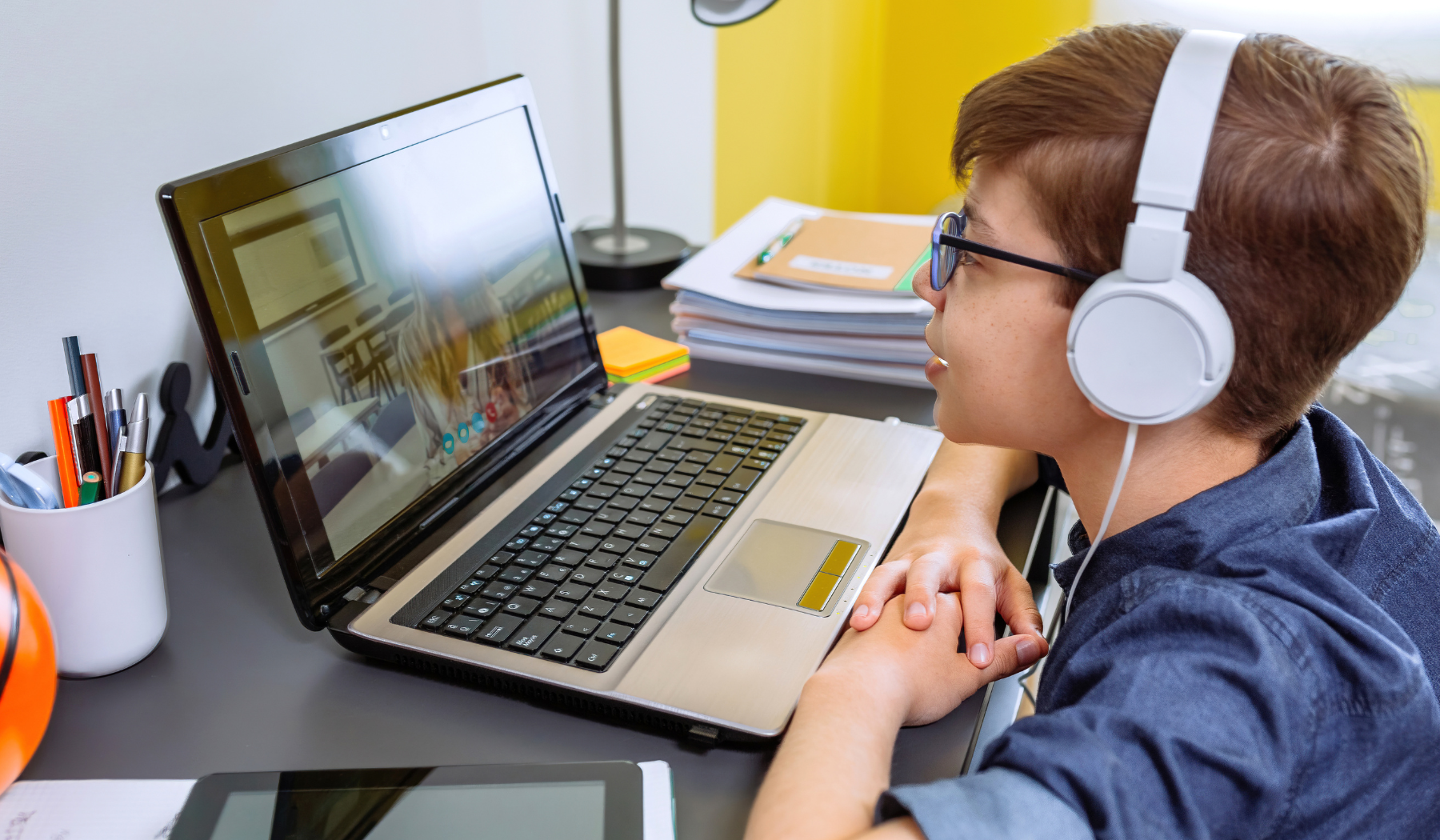 Child Safety Online: A Parent's Guide to Internet Safety